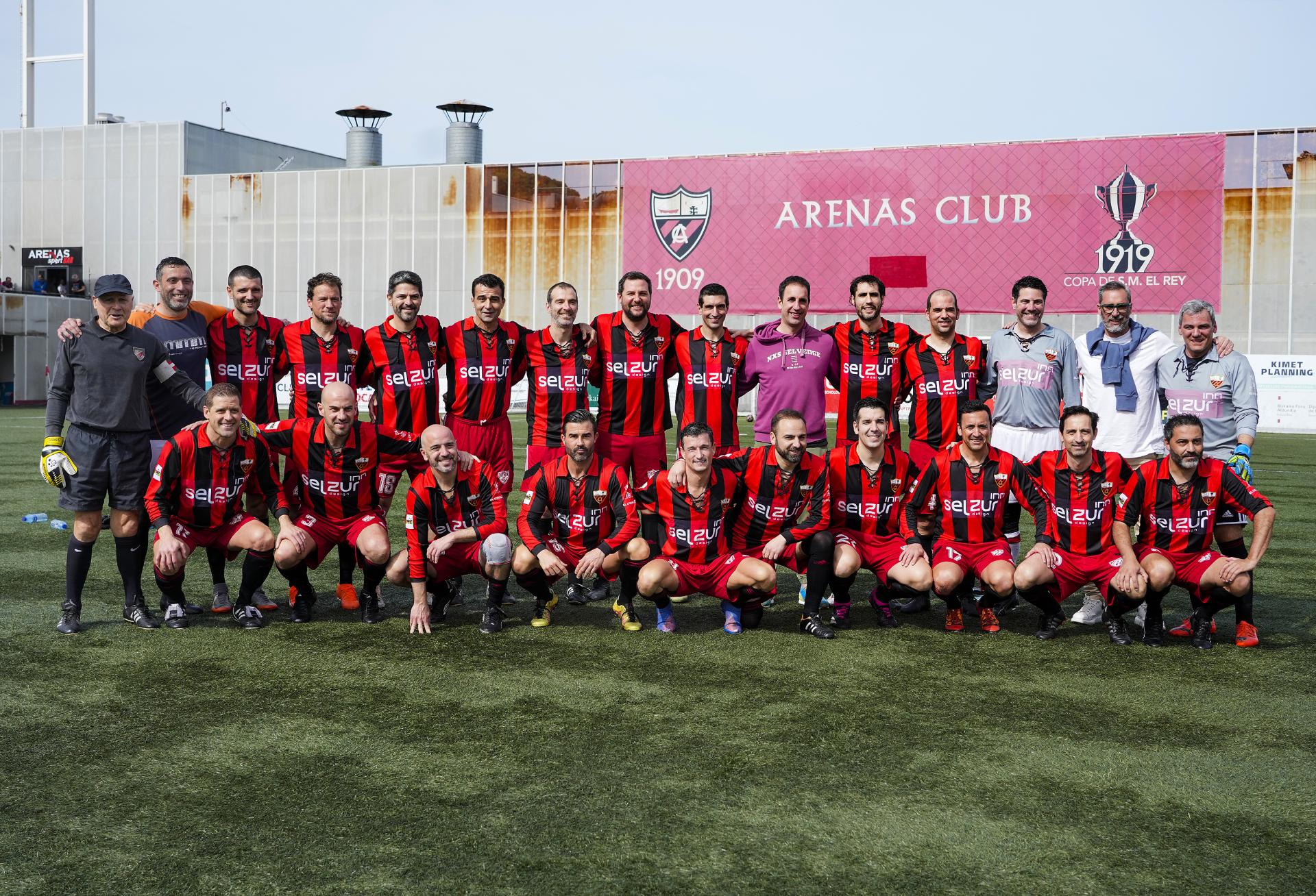 Los veteranos participan en la presentación del Arenas Club | Athletic ...