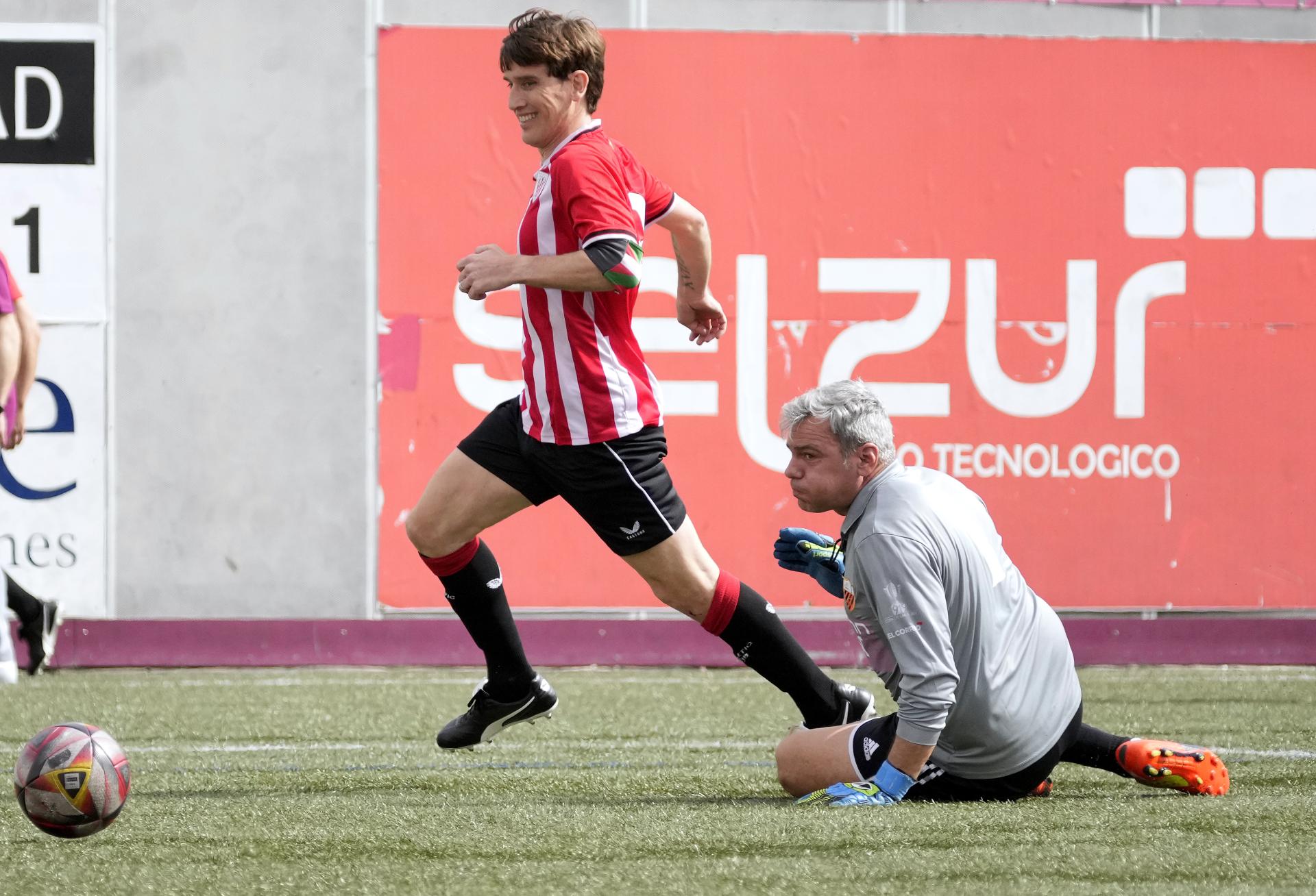 Los veteranos participan en la presentación del Arenas Club | Athletic ...