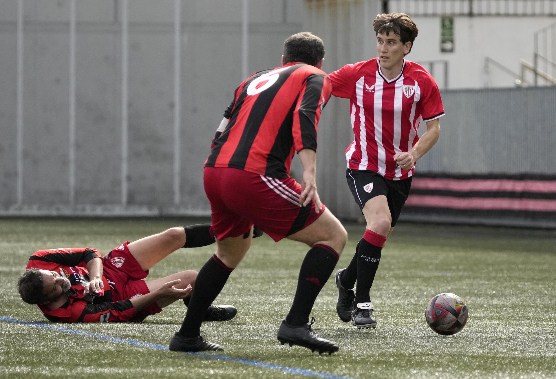 Los veteranos participan en la presentación del Arenas Club | Athletic ...