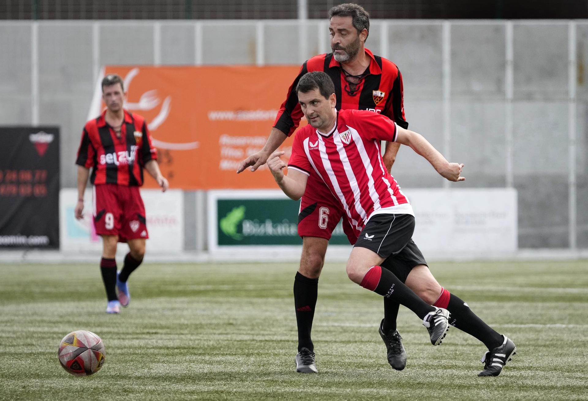 Los veteranos participan en la presentación del Arenas Club | Athletic ...