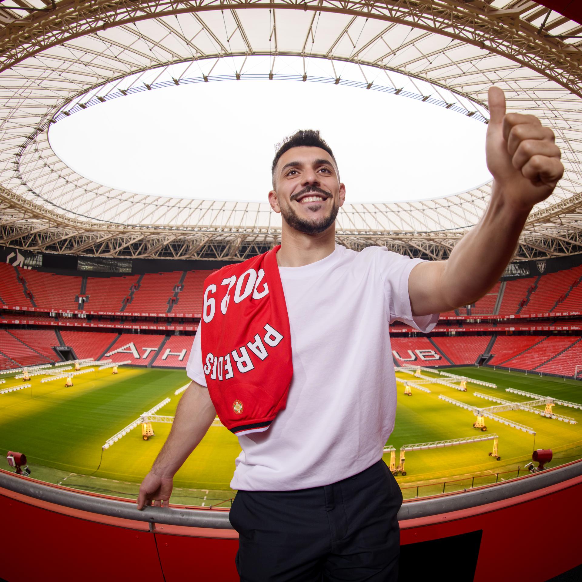 Aitor Paredes renueva su contrato hasta 2029 | Athletic Club Website ...