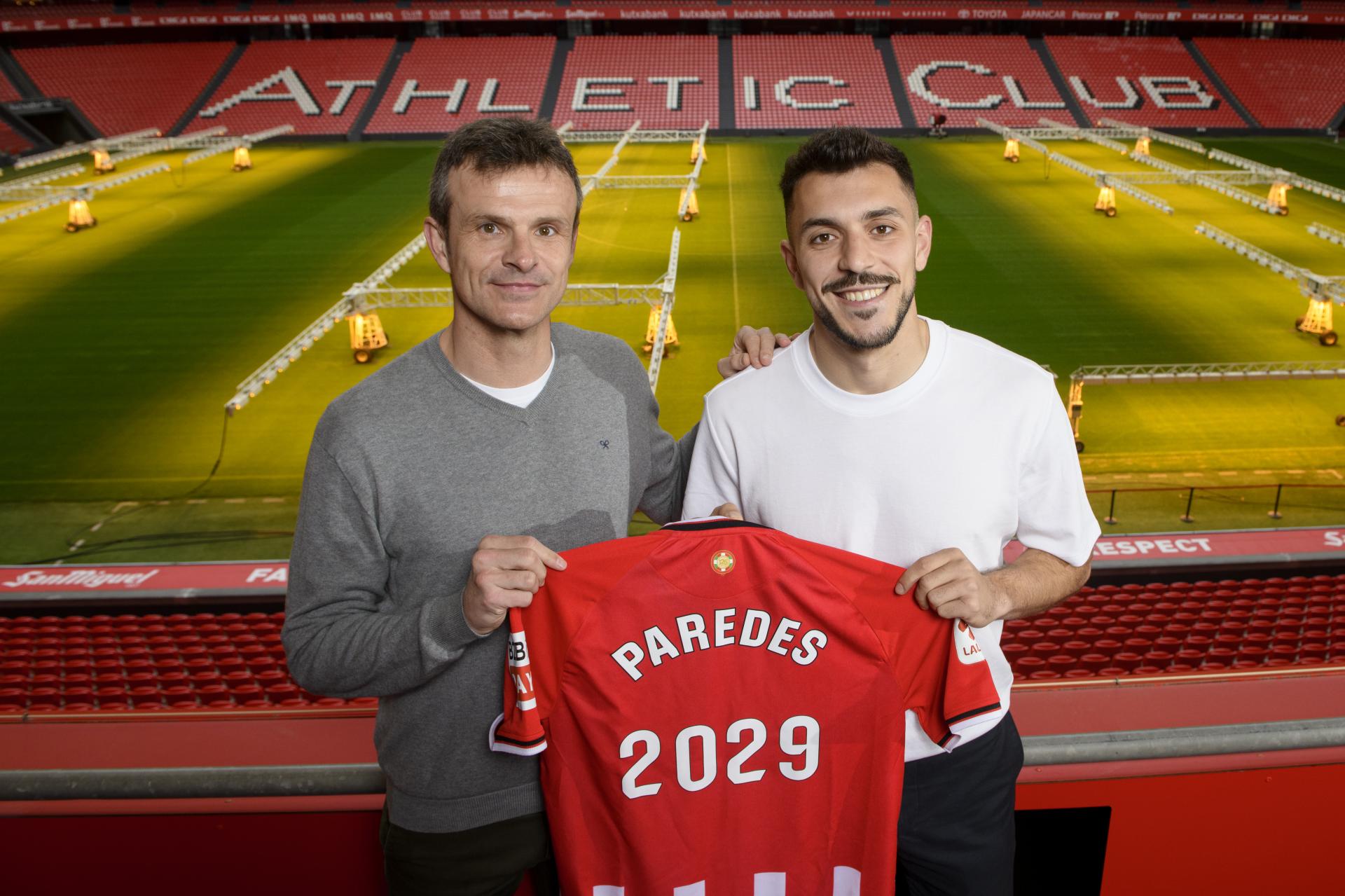 Aitor Paredes renueva su contrato hasta 2029 | Athletic Club Website ...