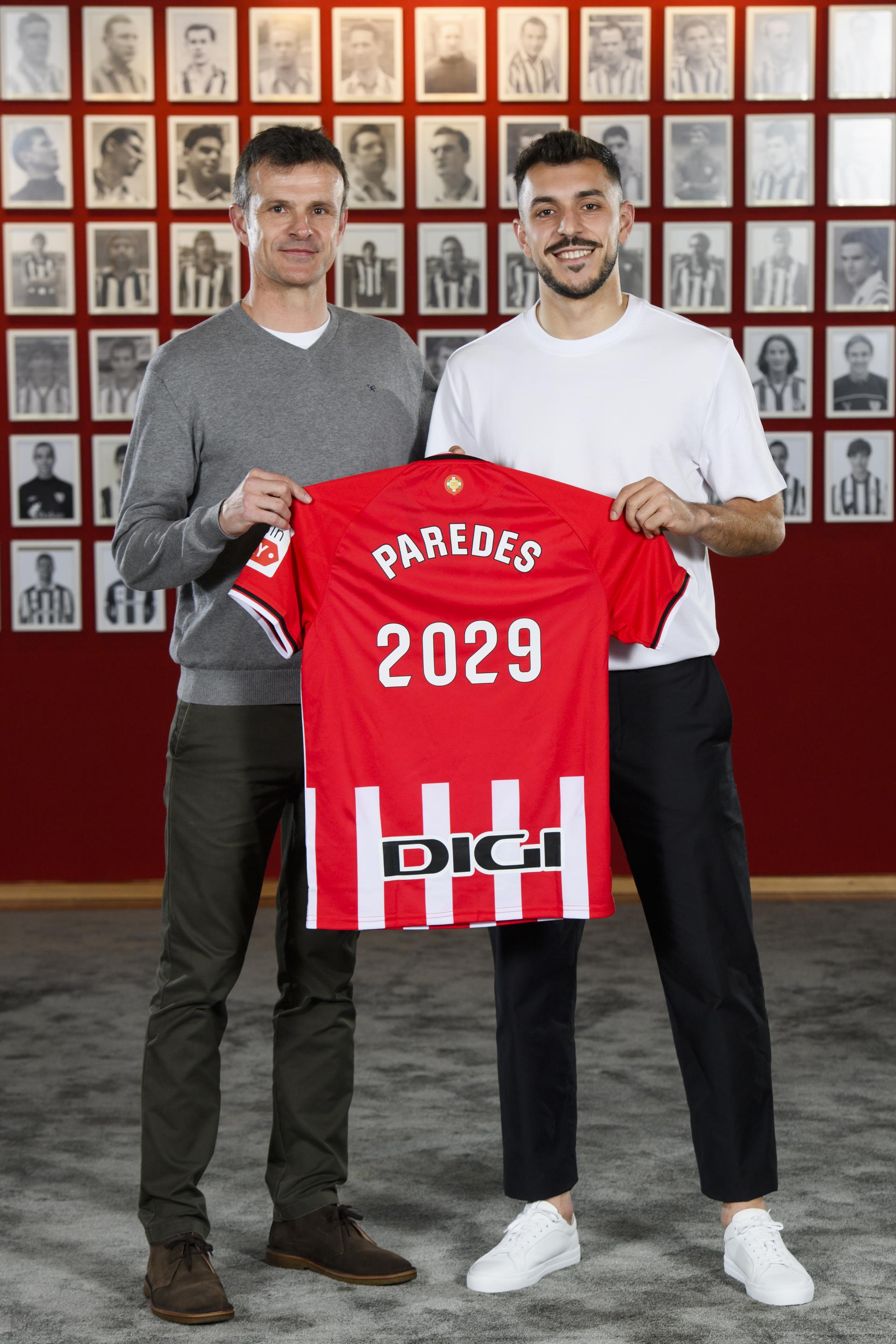 Aitor Paredes renueva su contrato hasta 2029 | Athletic Club Website ...