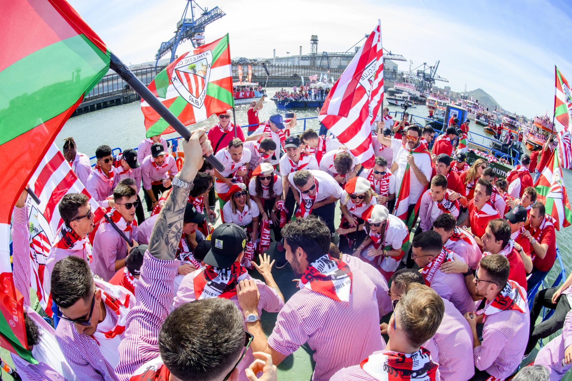 Un millón de athleticzales impulsa La Gabarra por La Ría | Athletic ...