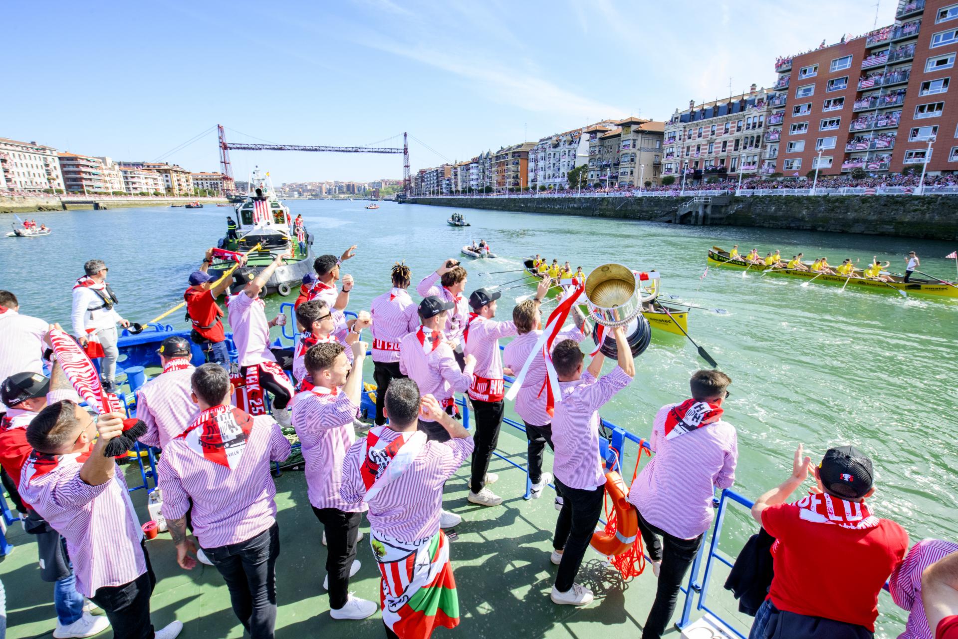Un millón de athleticzales impulsa La Gabarra por La Ría | Athletic ...