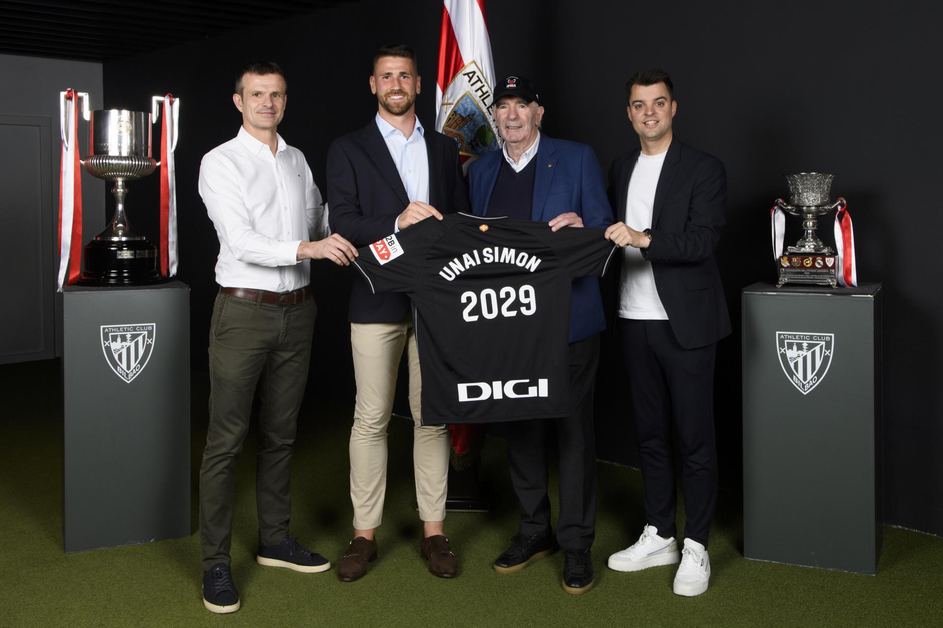 Unai Simón amplía su compromiso con el Athletic Club hasta 2029 ...